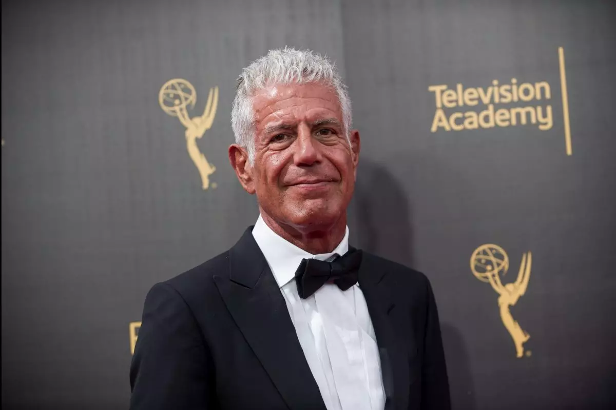 Ang Crime Novel ni Anthony Bourdain ay Maging Serye sa TV