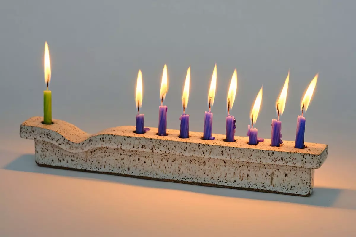 Dizaineris Menorahs: toks karštas dabar