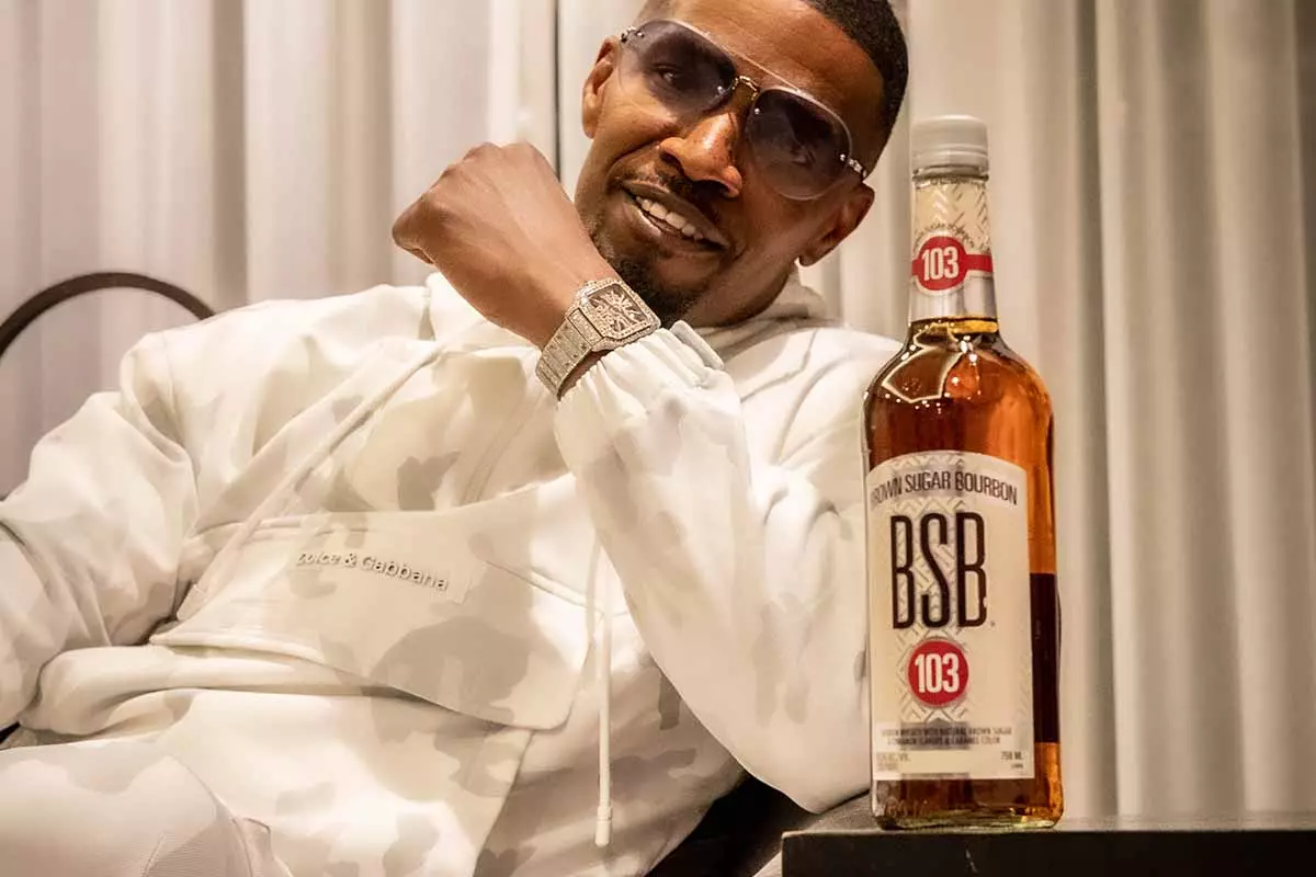 Jamie Foxx e una bottiglia di BSB 103