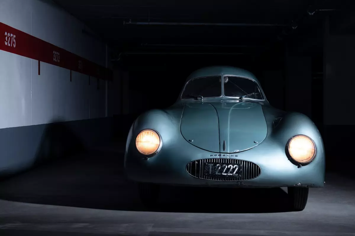 1939-es Porsche Type 64 aukciós RM Sotheby's