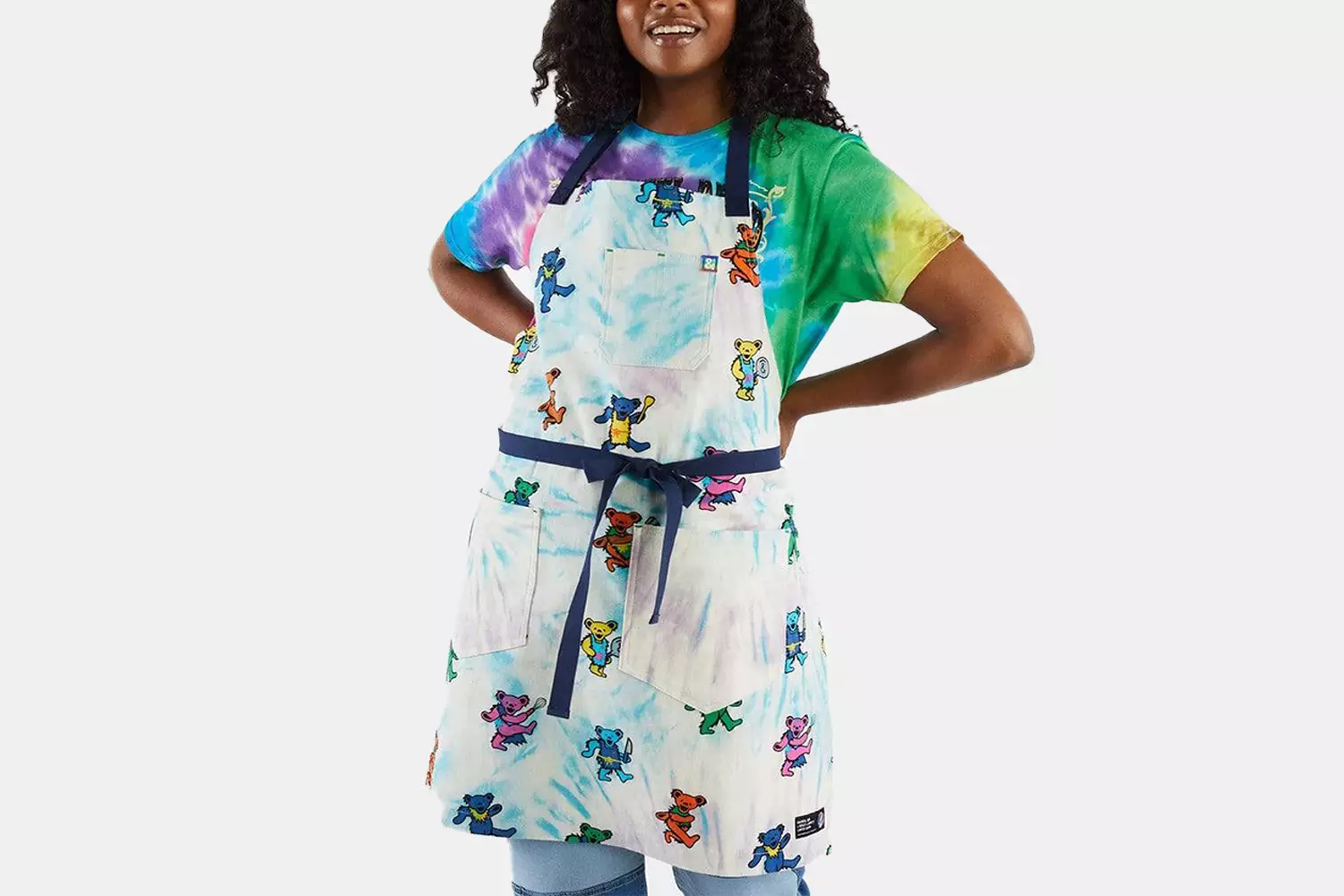 isang bear na naka-print na apron