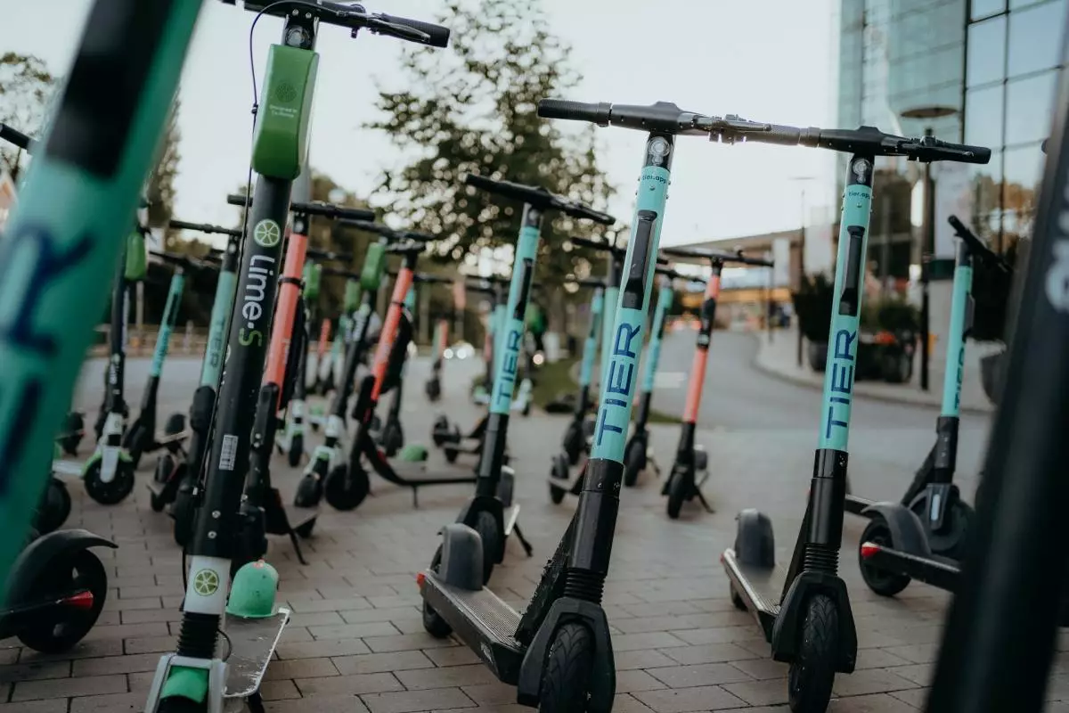 Maiami atvadās no kopīgiem elektriskajiem motorolleriem