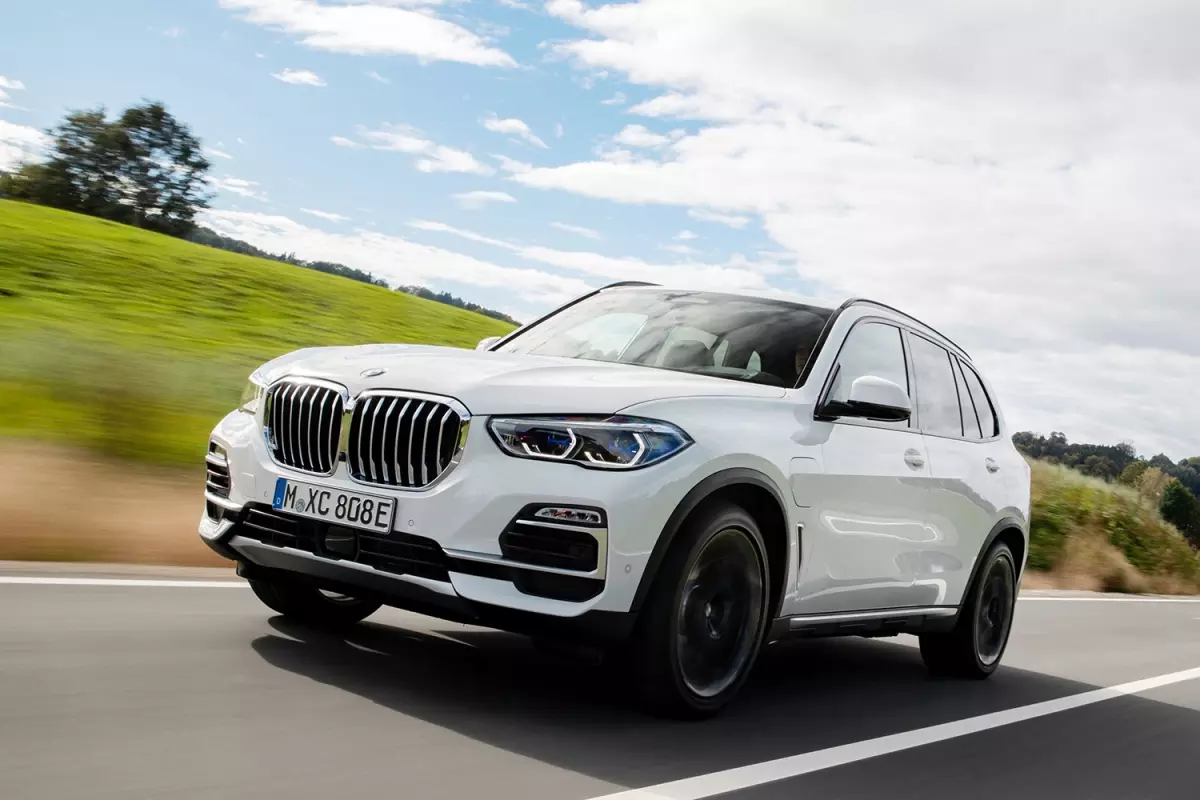 Bawer bikin: Plug-In X5 xDrive45e Baştirîn SUV ya BMW ye