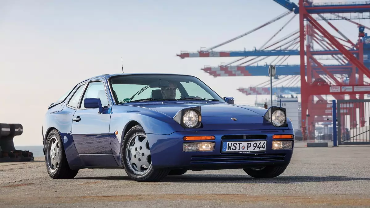 „Porsche“ transaxle eros sportiniai automobiliai yra nusikalstamai neįvertinti