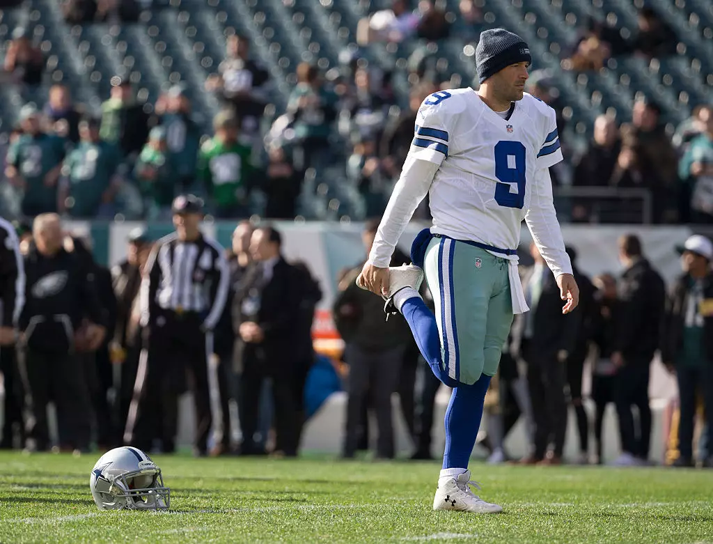 Igbesẹ Ninu Booth pẹlu Olugbohunsafefe ti o dara julọ ti NFL, Tony Romo