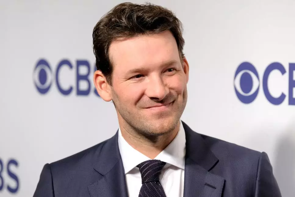 Tony Romo yog Football's Best Broadcaster