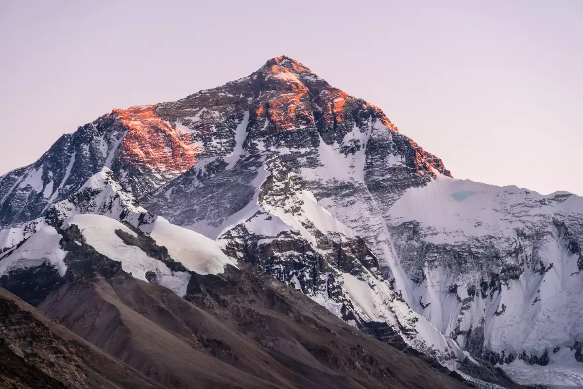 Ang Plano sa Usa ka Buang Aron Pagbuntog sa Everest
