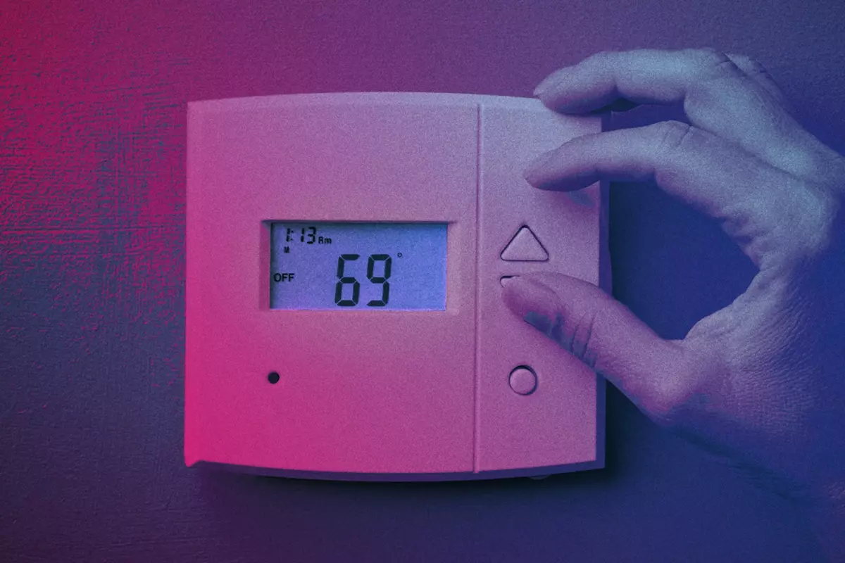 Poto nembongkeun thermostat disetel ka 69 derajat