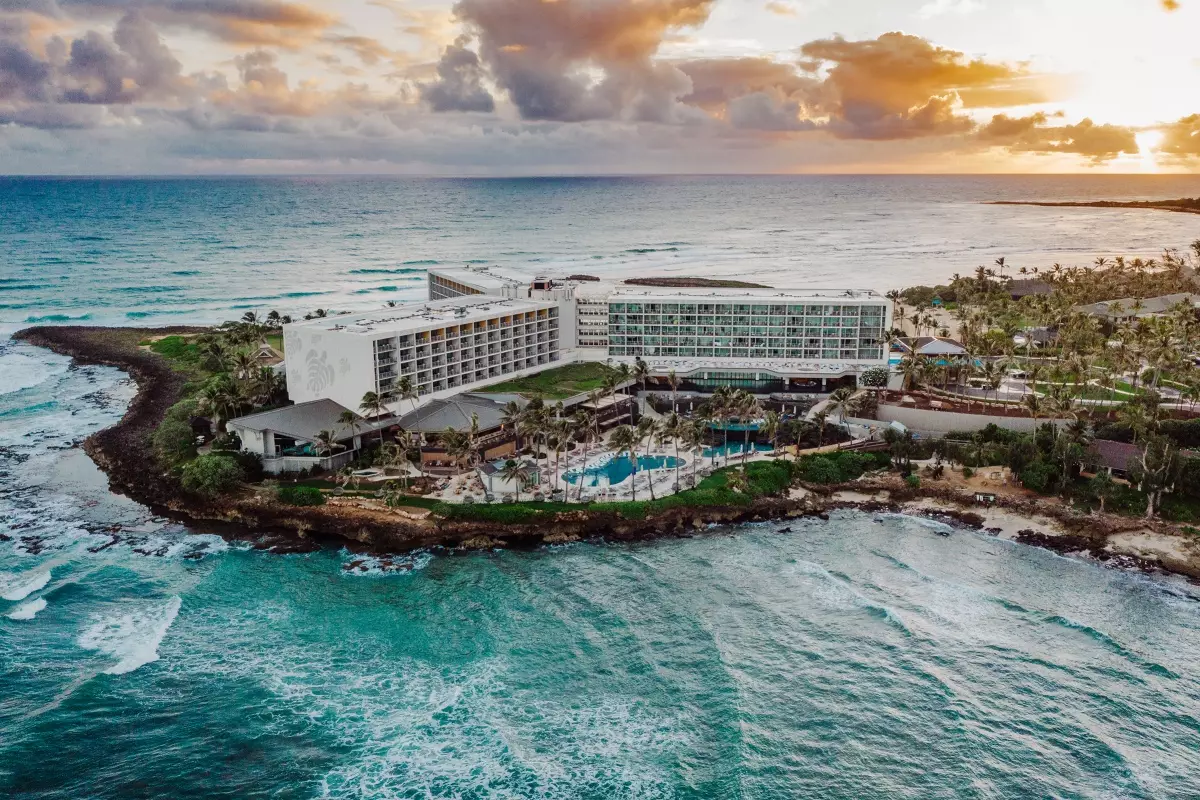 It nij renovearre Turtle Bay Resort is in famyljefreonlik paradys oan 'e Noardkust fan Oahu