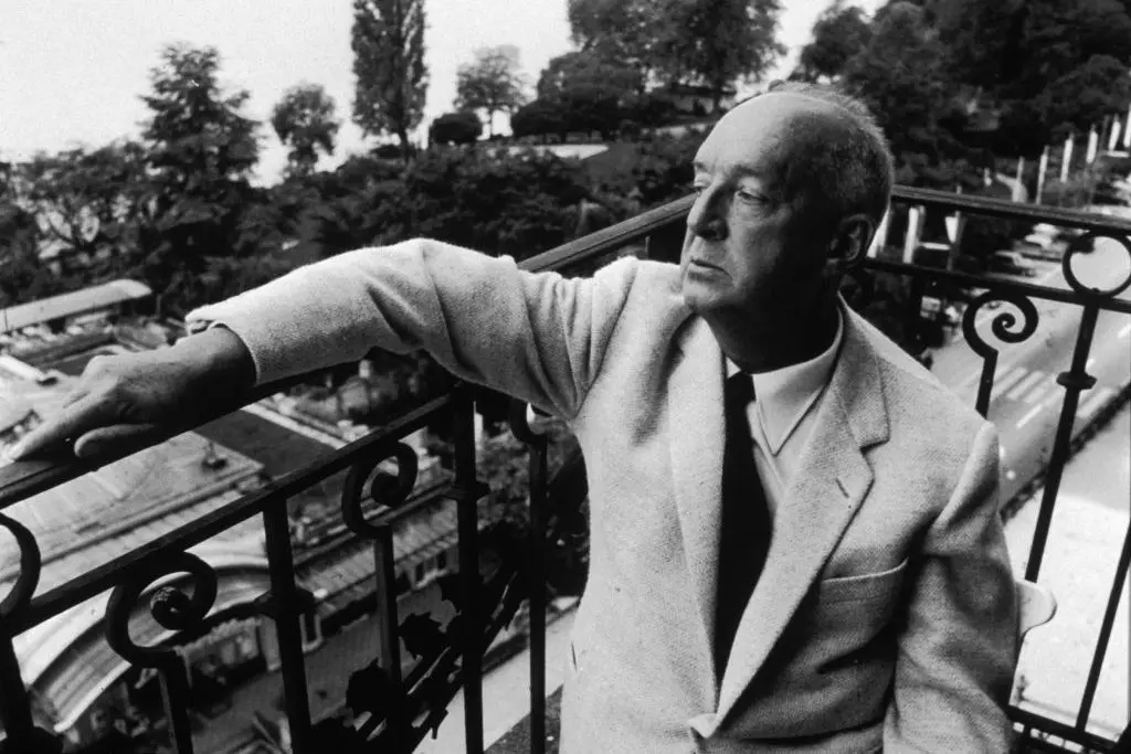 Vladimir Nabokov možná vynalezl koncept emotikonů