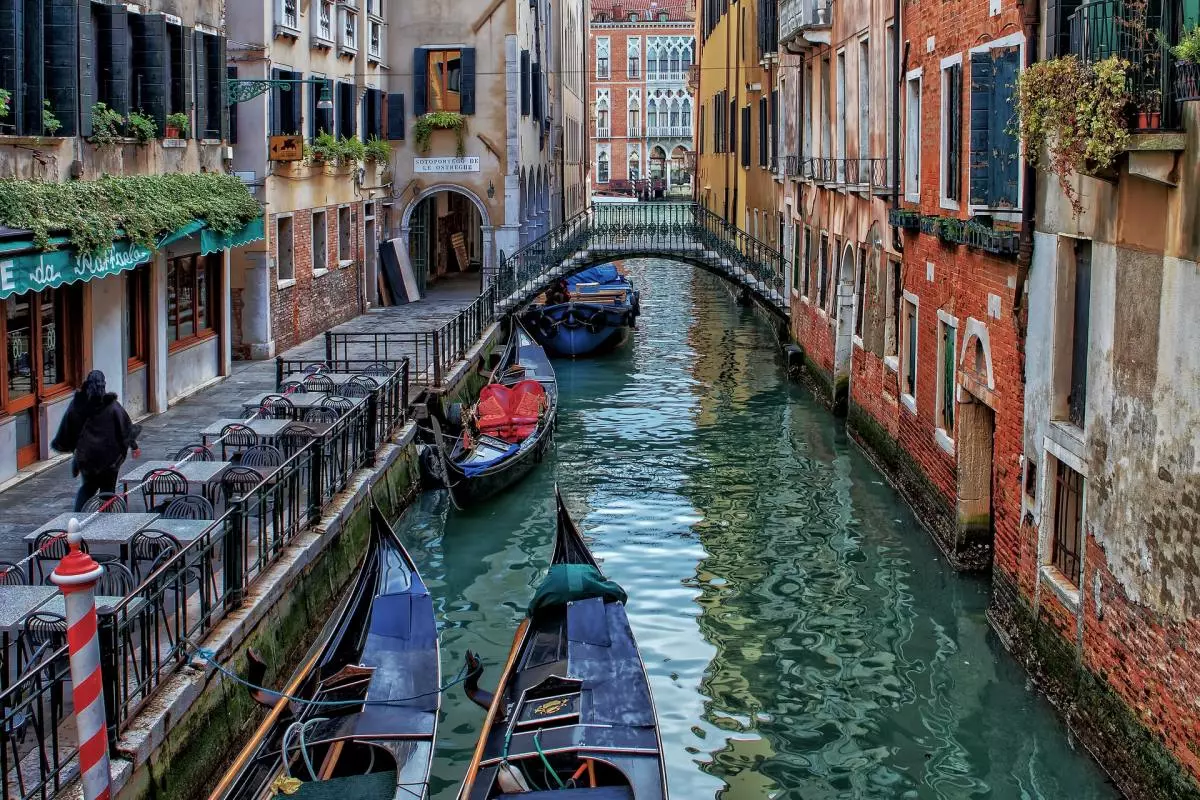 Venedig söker statligt ingripande för att ta itu med stigande vatten