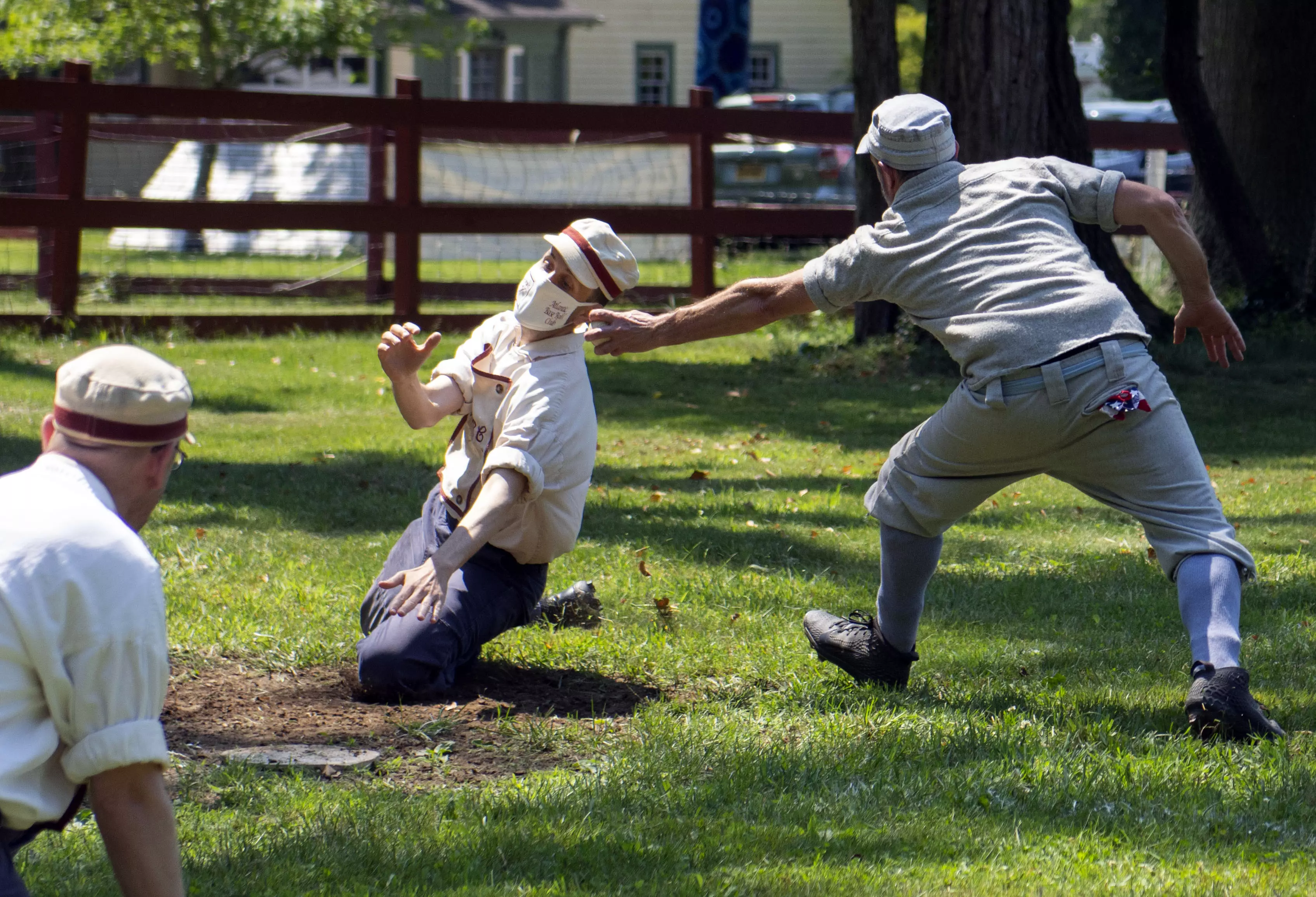 baseball vintage tsy azo atao ny fonon-tanana