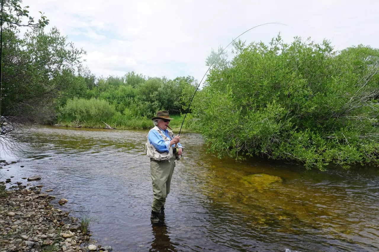 Ο Henry Winkler μιλά για τη μεγαλύτερη εμμονή του: Fly Fishing 1578_3