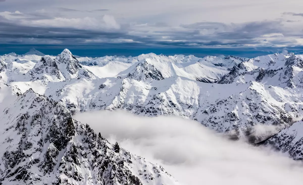 Plezalec izvaja neverjetno ustvarjalne in vrhunske brezplačne solo v Patagoniji