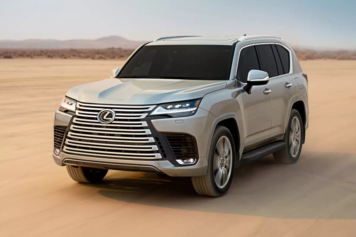 Lexus's New Off-Road Behemoth waa shayga ugu dhaw ee aan ku tagayno Land Cruiser US