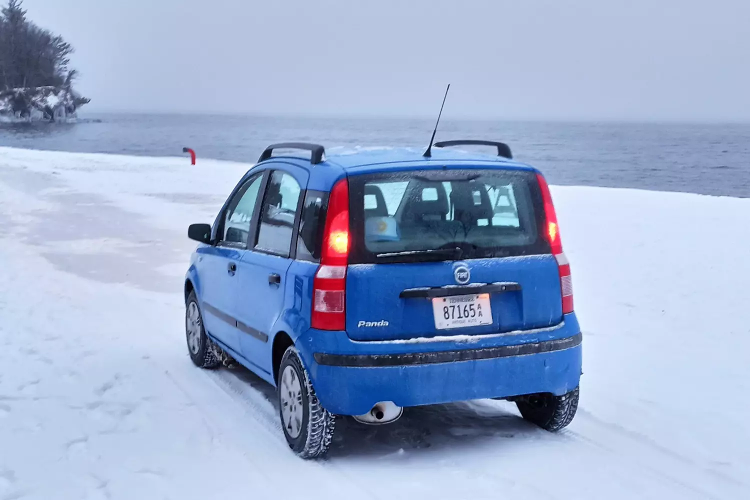 Como o Fiat Panda 4x4 se converteu no improbable heroe do inverno dos Glitterati italianos 1796_2