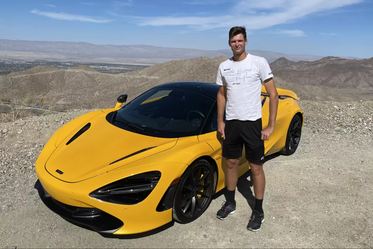 Rising Star Hubert Hurkacz är ATP Tours Resident McLaren Guy