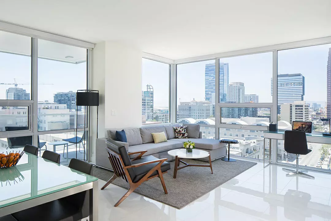 विस्तारित रहने के लिए LA के सर्वश्रेष्ठ अपार्टमेंट-शैली के होटल 2150_4