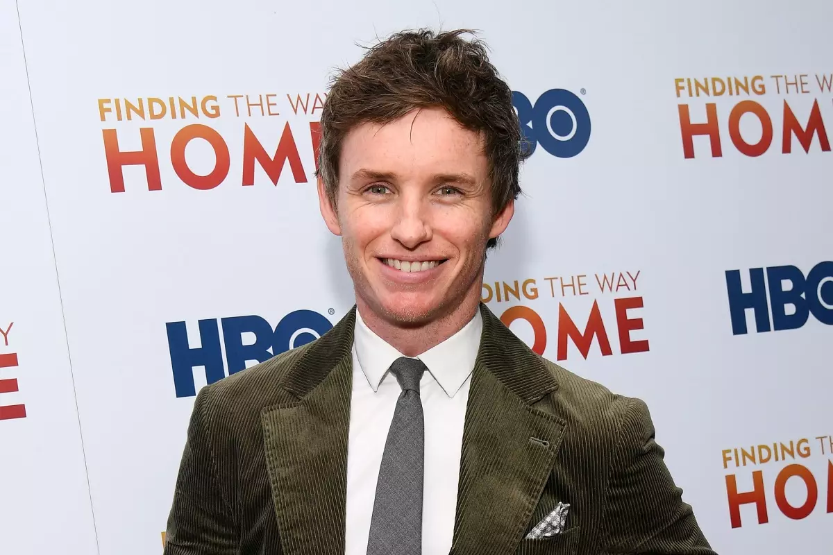 Eddie Redmayne hatte die perfekte Antwort auf eine Frage zu seiner umstrittenen Rolle als „dänisches Mädchen“.