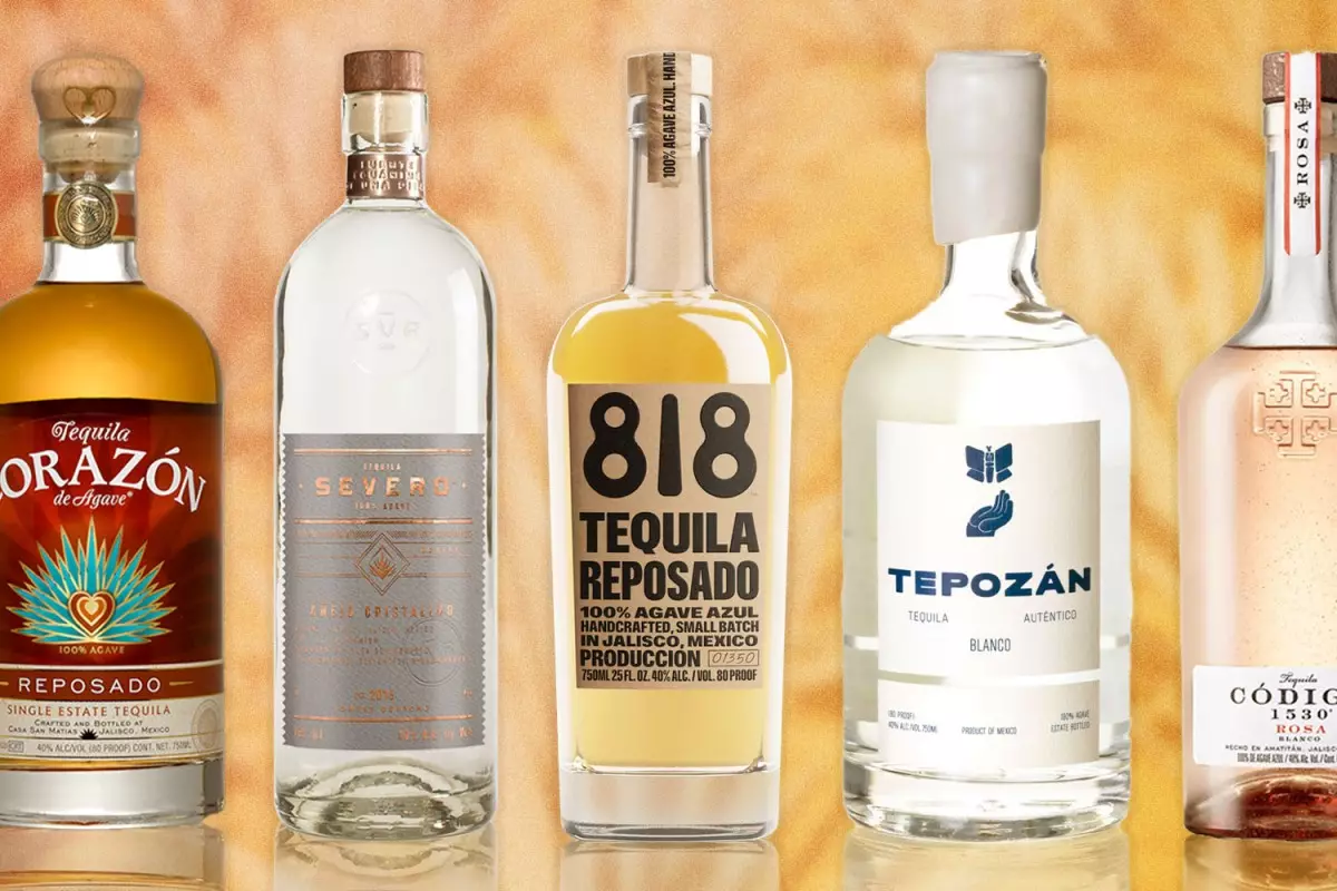 senk boutèy tequila pou Jounen Nasyonal Tequila