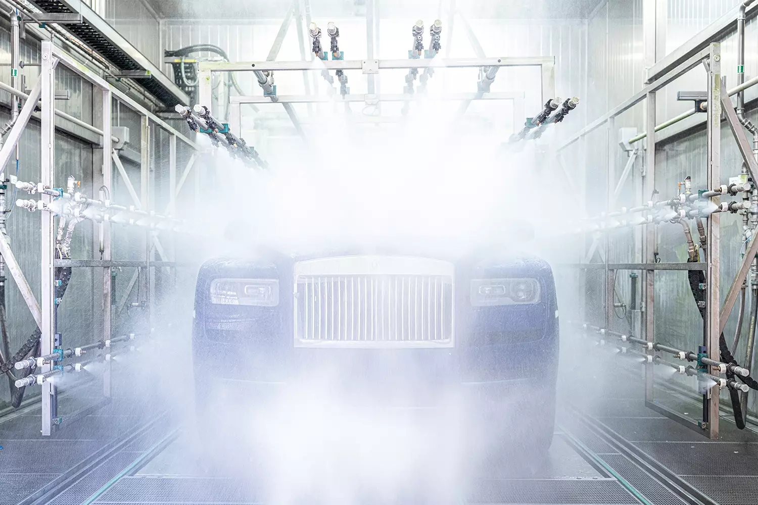 Zaradi česa je Rolls-Royce vreden šestmestne cene? 2522_12