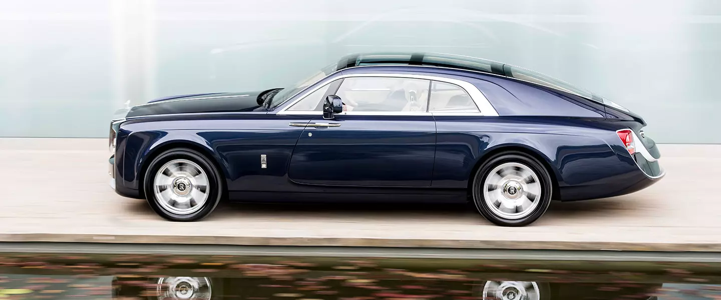 Rolls-Royce Sweptail foto