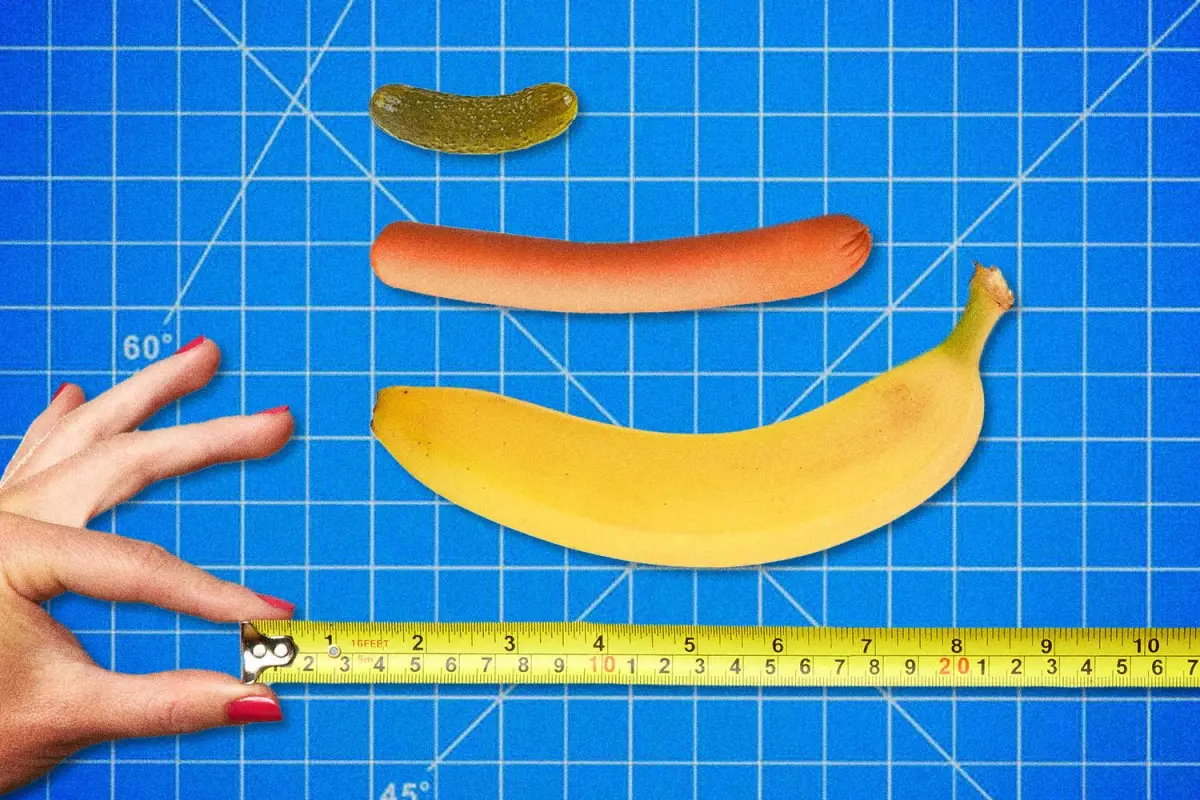 Measuring tape, saging, hotdog at atsara