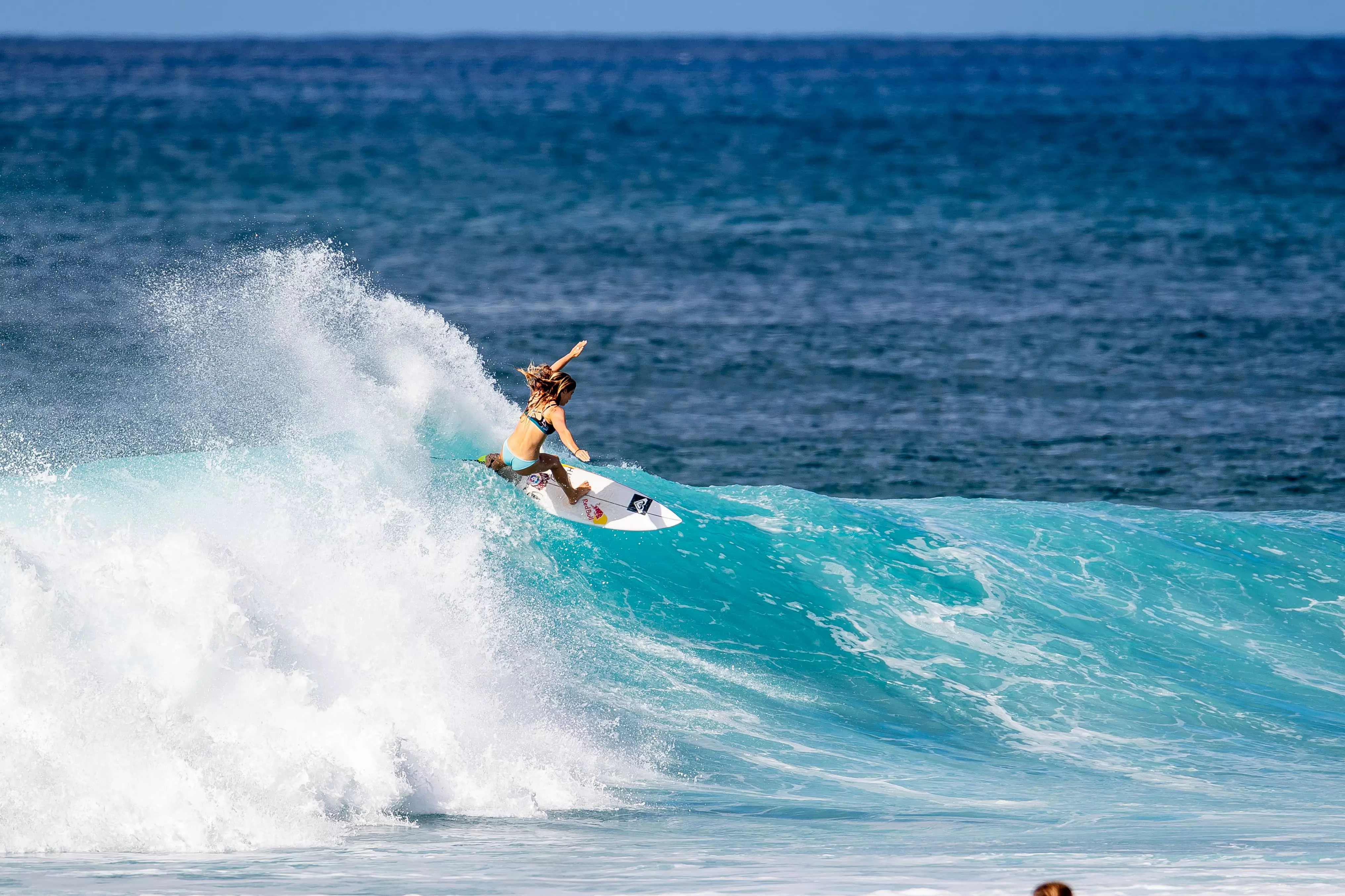 Caroline Marks surf