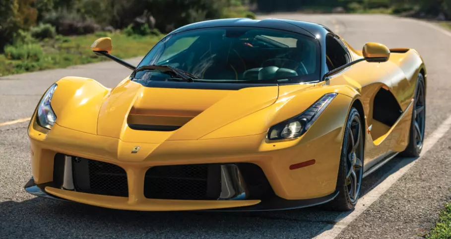 IFerrari LaFerrari Akuyona Le Oyidingayo, Yiyona Oyifunayo