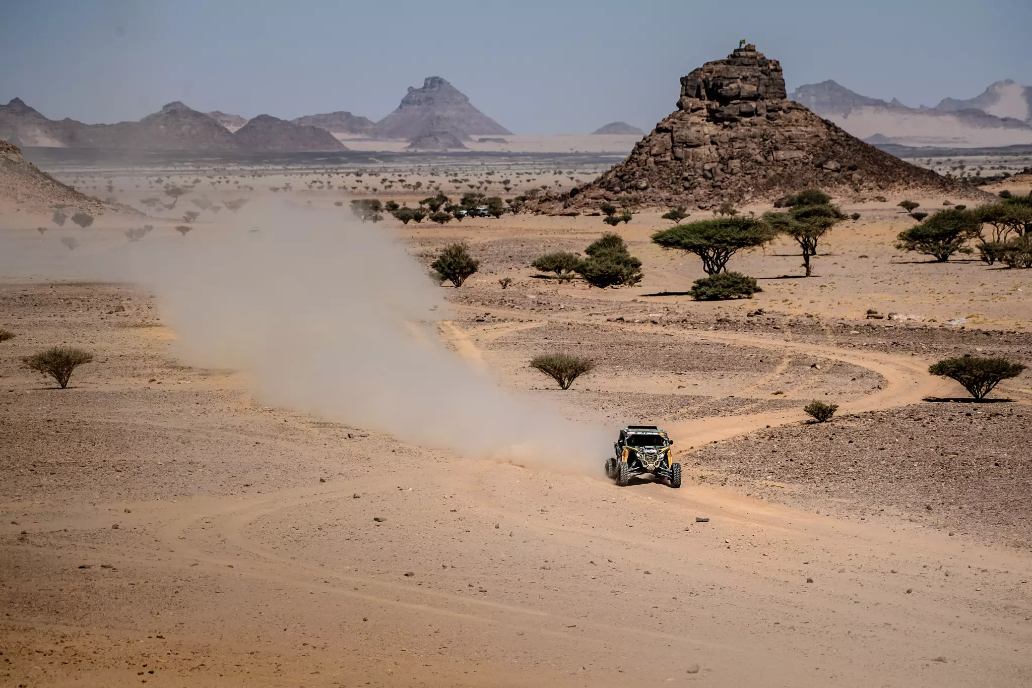 Kiel la Unua Usonano Gajnis la Plej Grandan Kronon de Off-Road Racing 448_4