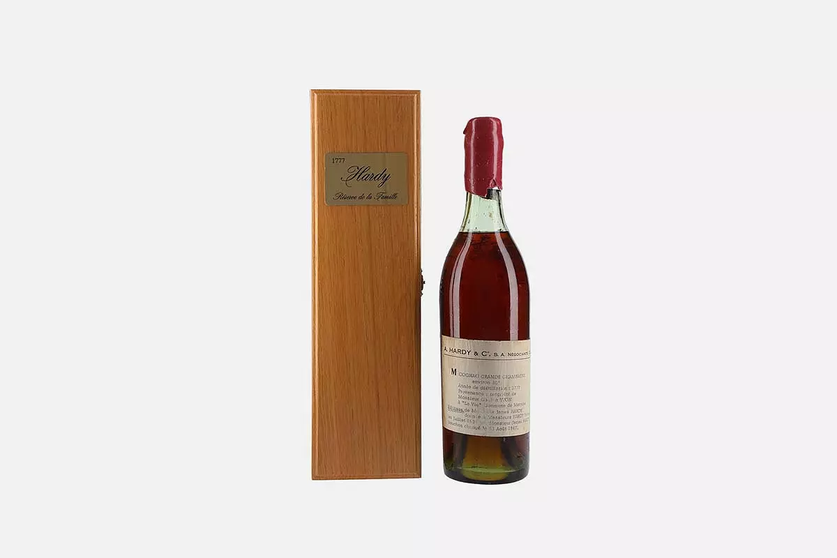 Cognac ຈາກ Whisky.Auction