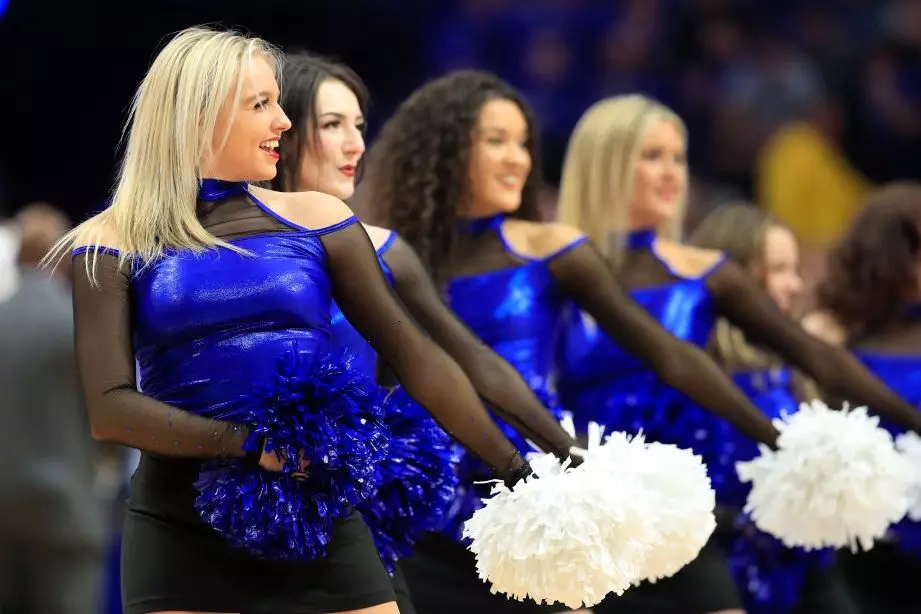 Kentucky sparker cheerleading-trenerpersonalet over uklare påstander