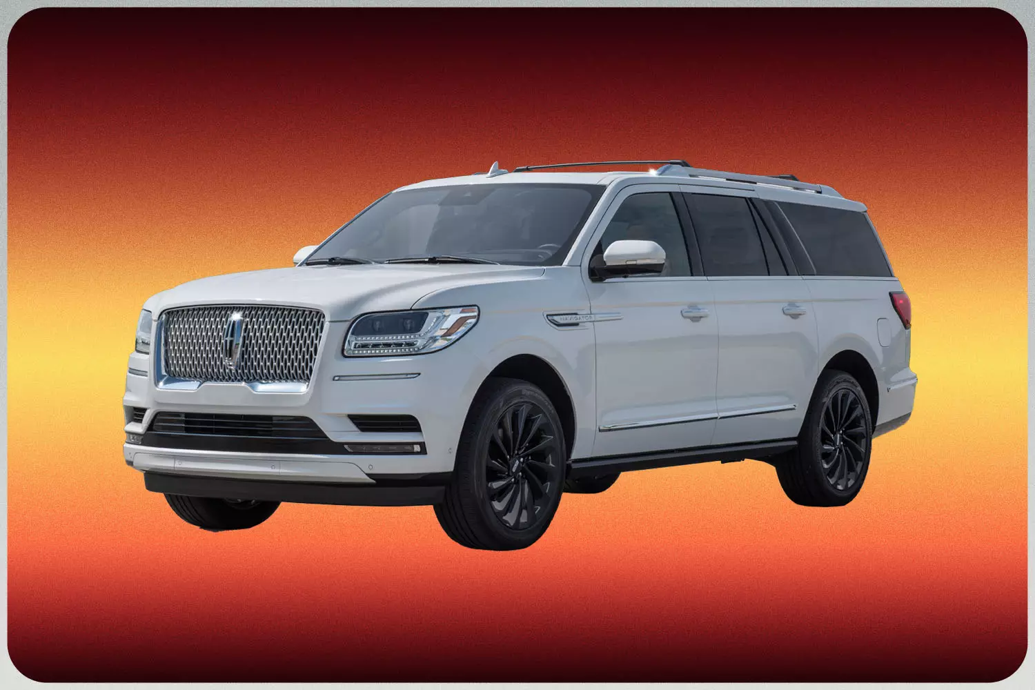 ทางเลือกที่ดีที่สุดสำหรับการลากจูง: 2022 Lincoln Navigator สีขาว