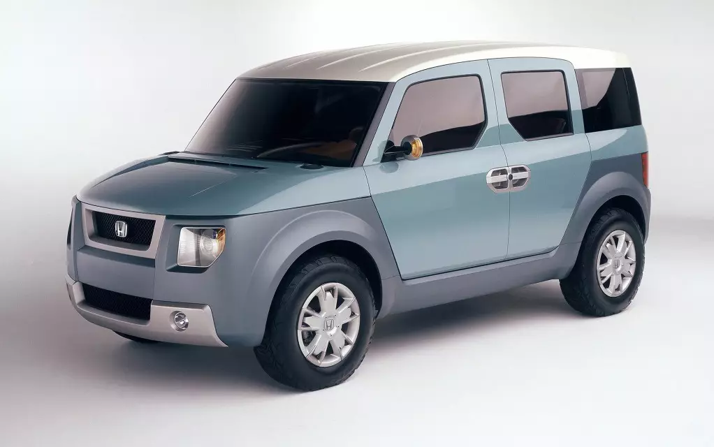 Концептот Honda Model X, претставен во 2001 година, подоцна ќе стане Honda Element