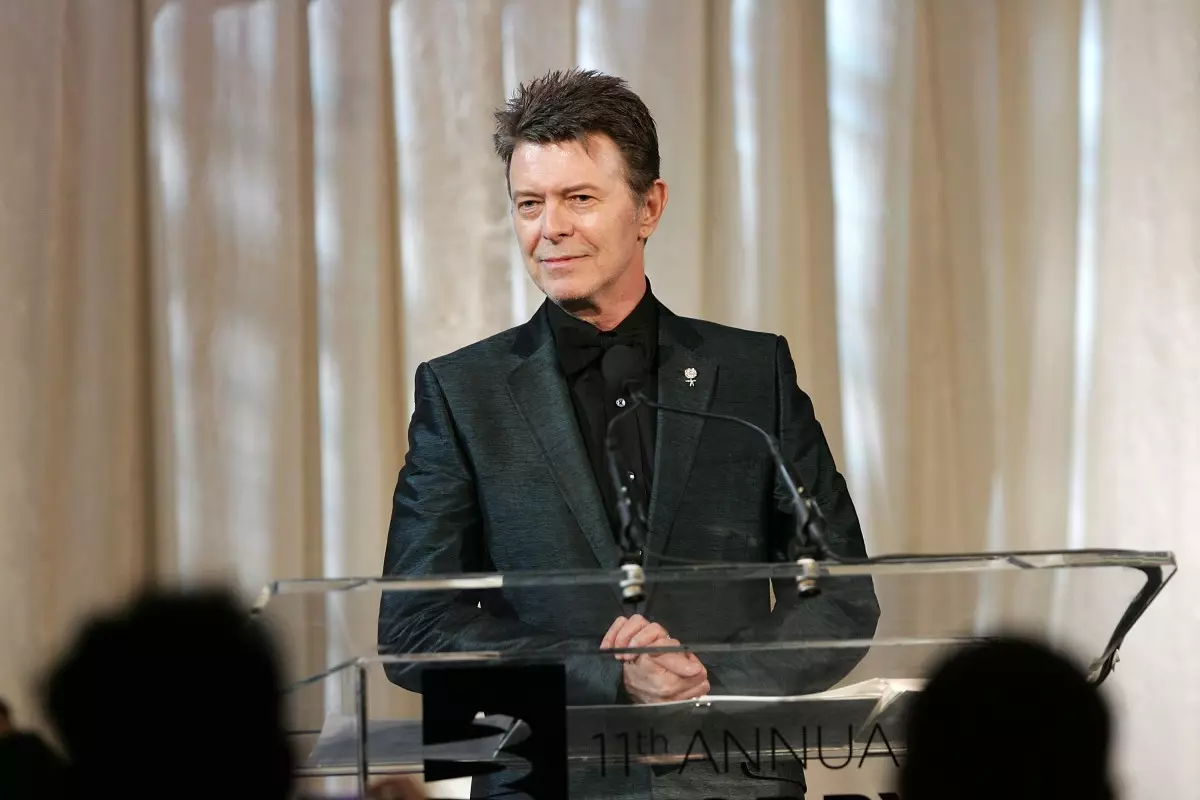 Dem David Bowie säi Lost Album "Toy" gëtt endlech verëffentlecht