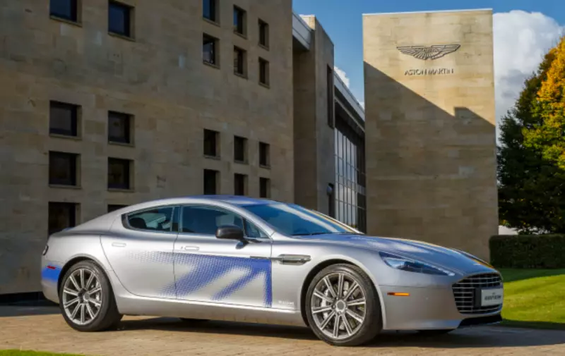 Aston Martin nāk pēc Elona Maska ar Tesla Killer 7321_2