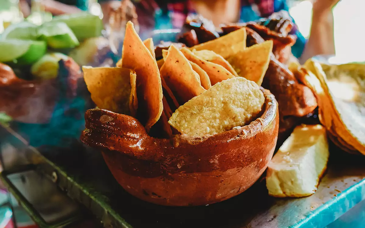 Għaliex għandek tiekol kulma trid fis-Super Bowl Sunday