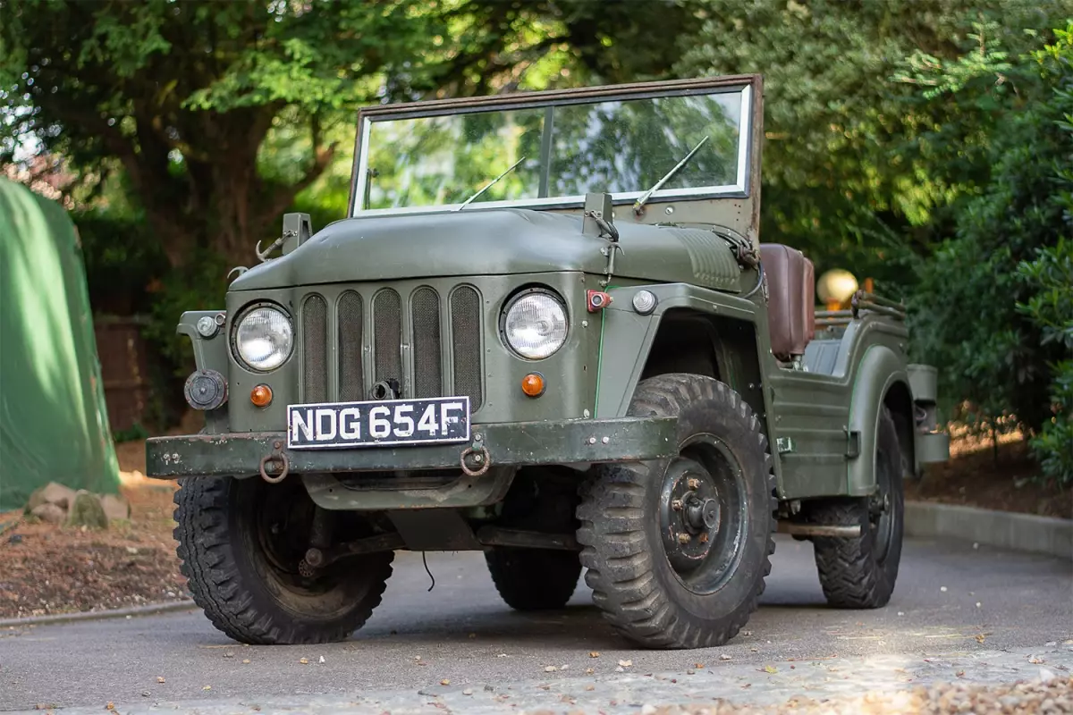 Austin Champ off-roader iz 1952. godine iz britanske kompanije Austin Motor Company. Vozilo je napravljeno kao odgovor na američke džipove iz Drugog svetskog rata, a ovaj model je na aukciji u avgustu 2021.