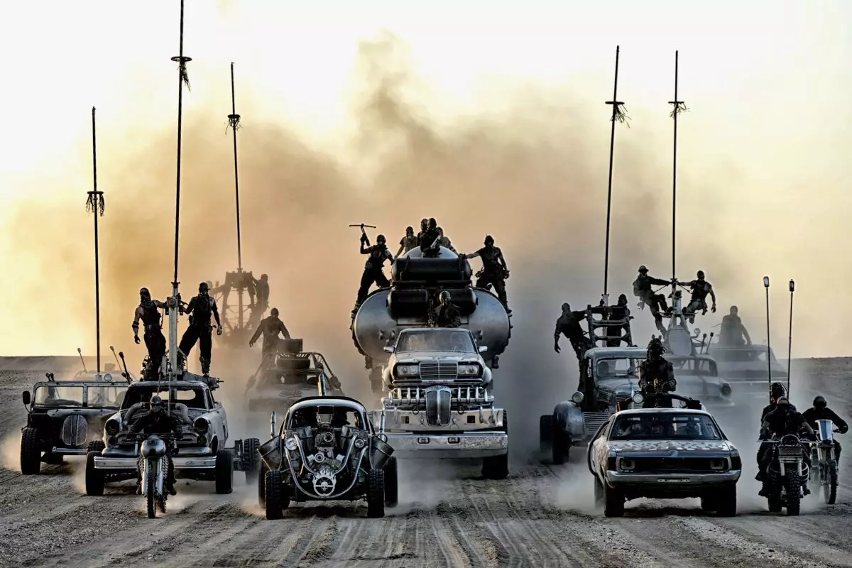 Auta z "Mad Max: Fury Road"? Nyní můžete jeden vlastnit.