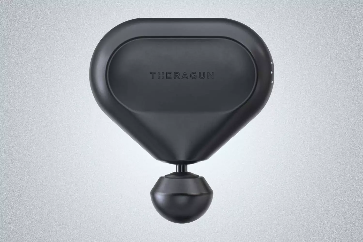 Theragun Mini u crnoj boji je prijenosni udarni masažer za olakšanje mišića nakon fitnesa koji je jedan od najboljih udarnih masažera u 2021.